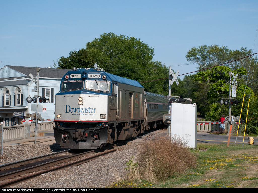 AMTK 90213 Leads 696 into Saco